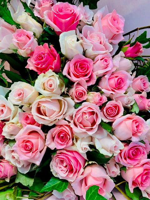 Rose Bouquets & Vases – Alba Roses